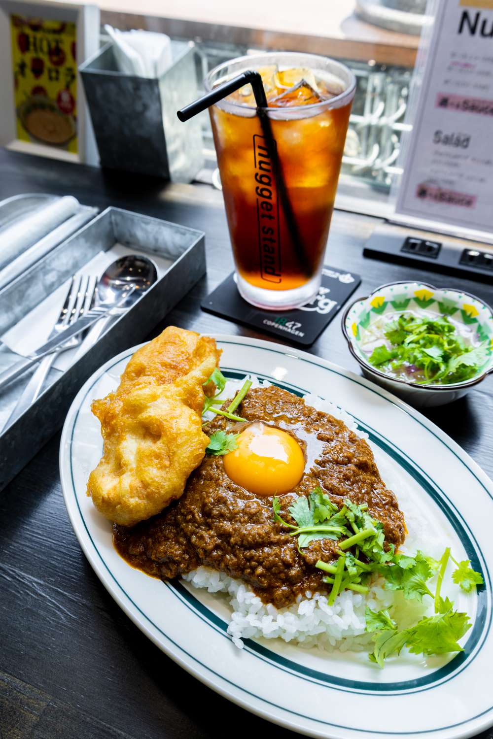 nugget stand （ナゲットスタンド）でランチにキーマーカレーとナゲットを食べてみた│はいしゃの食べ歩き